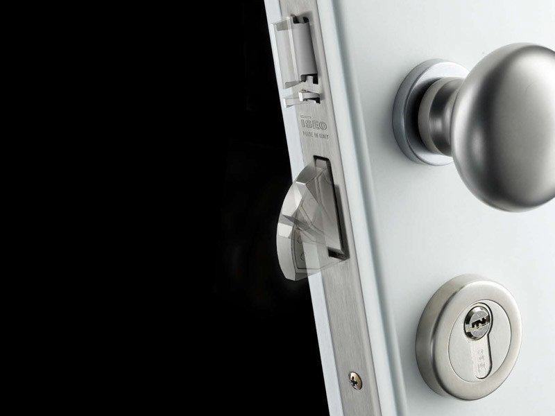Black Wolf Master Locksmiths Ltd | Trusted Locksmith Services in St Neots